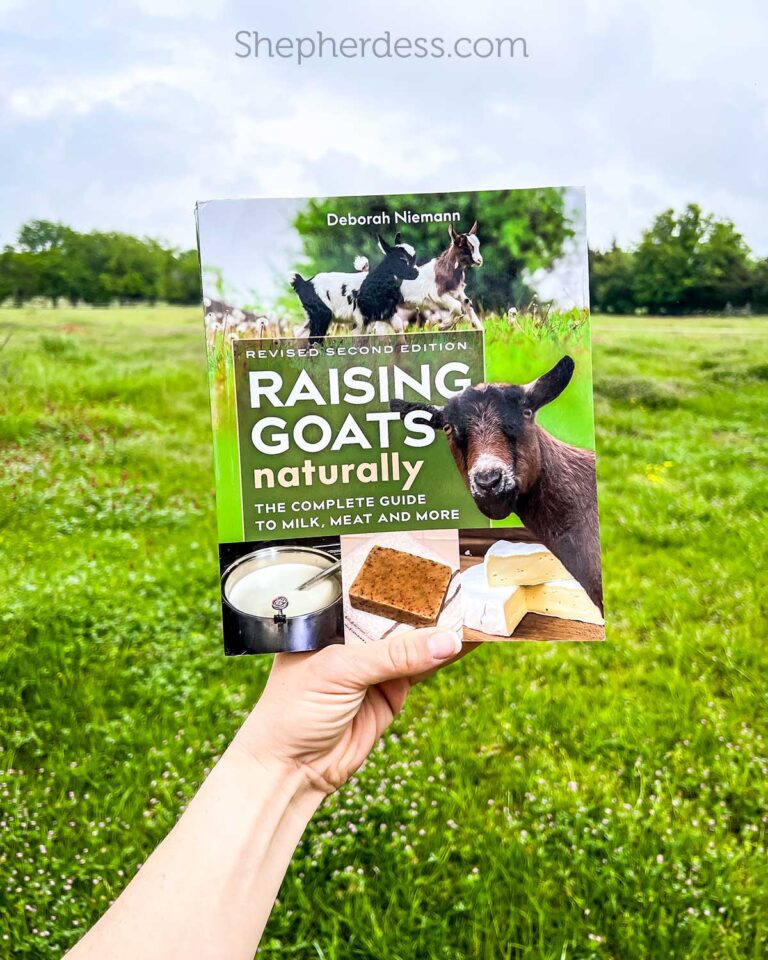 RAISING DAIRY GOATS (for beginners) The Shepherdess